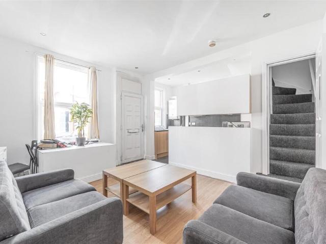 house for rent in Harold Road, LS6 1PR