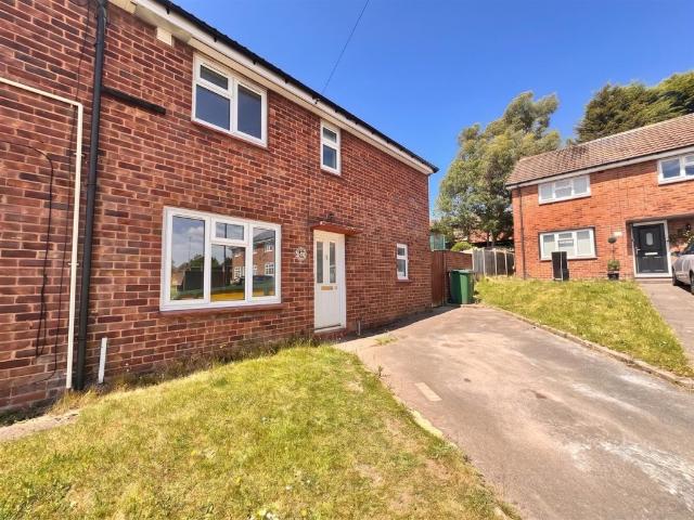 house for rent in Heath Road, DY2 0AU