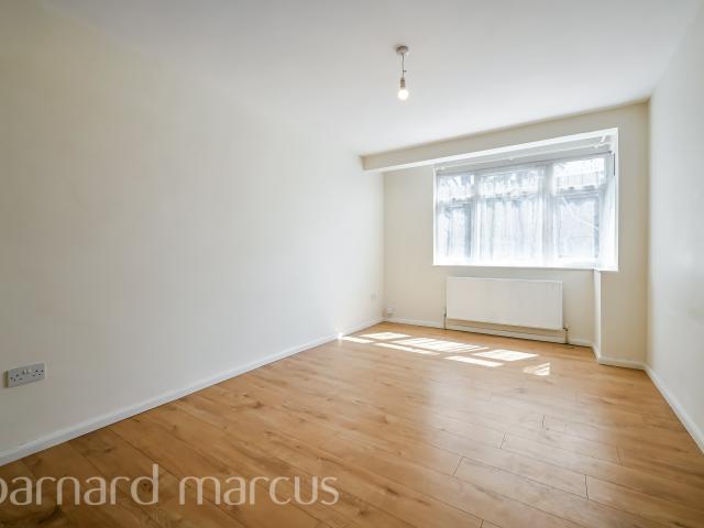 house for rent in Heatherdene Close, Mitcham, Mitcham