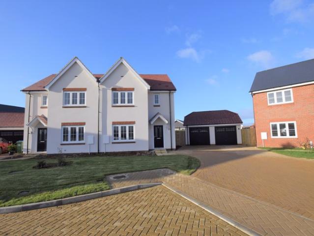 house for rent in Hedgehog Way, Haddenham, HP17