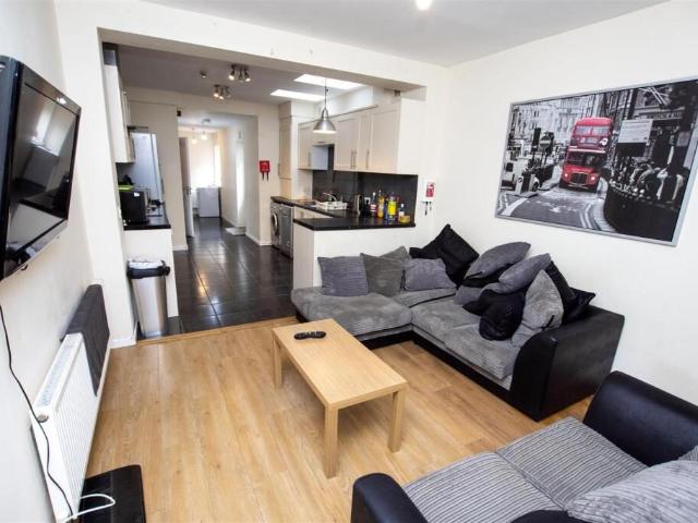 house for rent in Heeley Road, B29 6EL