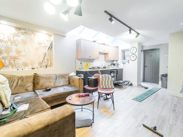 house for rent in Heeley Road, B29 6EN