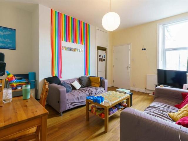 house for rent in Helmsley Road, NE2 1DL