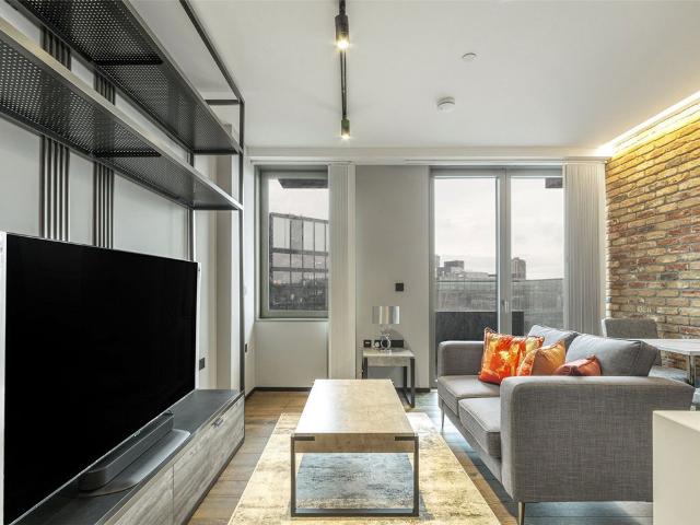 house for rent in Hewett Street, Shoreditch