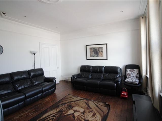 house for rent in High Street, Beckenham, Kent, BR3 1BN