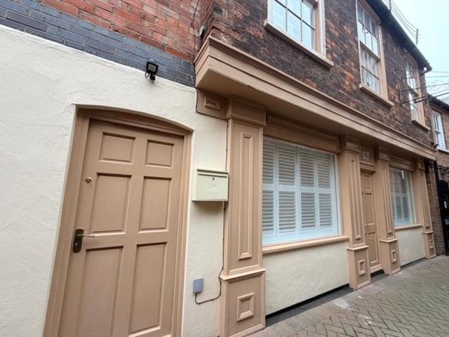 house for rent in High Street, LN5 7DW