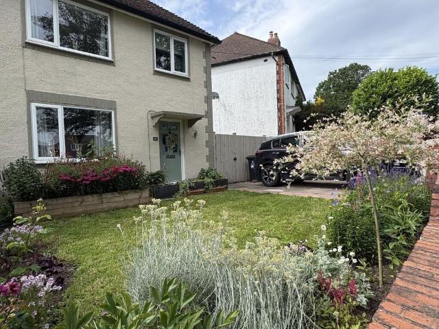 house for rent in Highfield Crescent, NP7 6DA