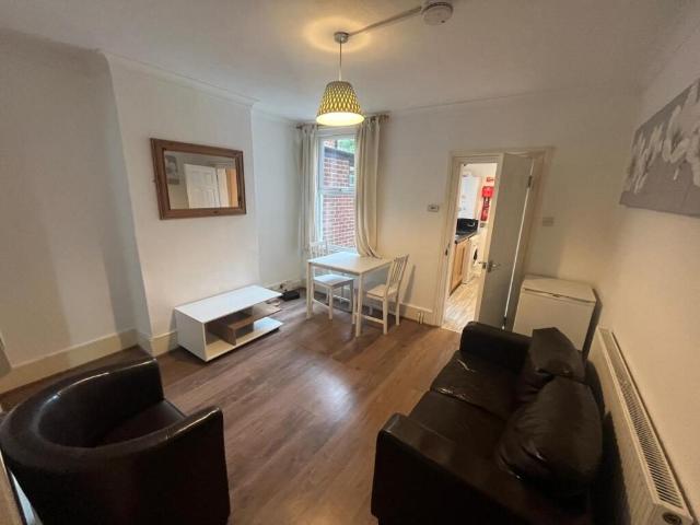 house for rent in Hill Street, NR2 2DT