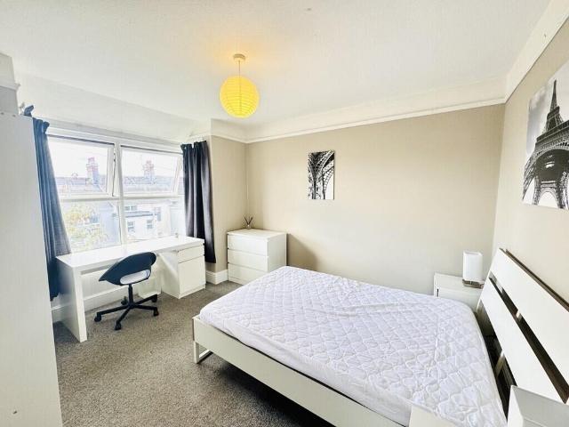 house for rent in Hillside Avenue, PL4 6PR