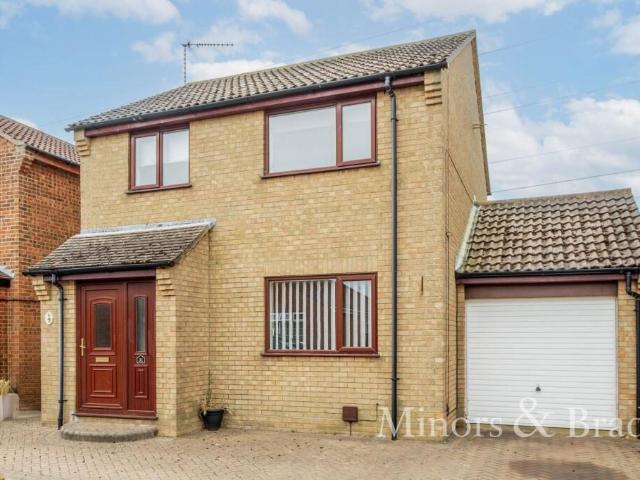 house for rent in Hobart Way, NR32 3BW
