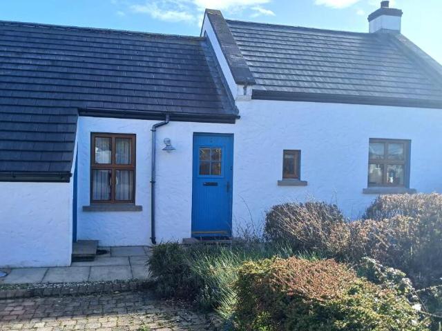 house for rent in HOLIDAY, 5 Aird Clachan, Bushmills, BT57 8AS