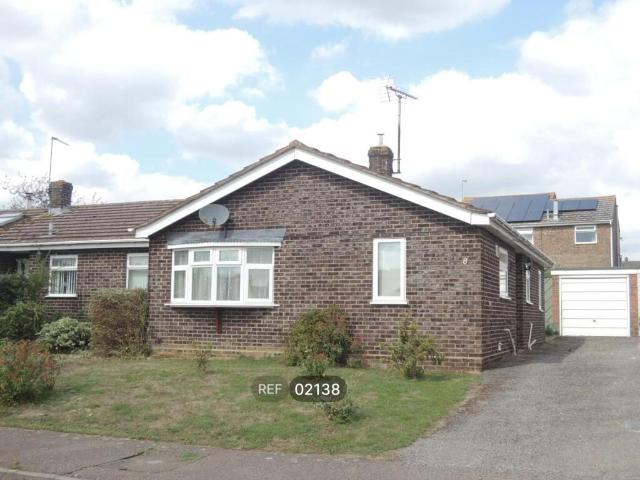 house for rent in Holliland Croft, CO6 1BB