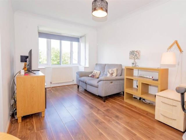 house for rent in Horndean Road, RG12 0XQ