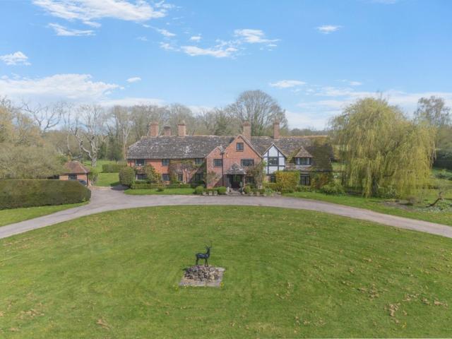 house for rent in Horsham West Sussex RH13 8PF Coolham Road, Shipley