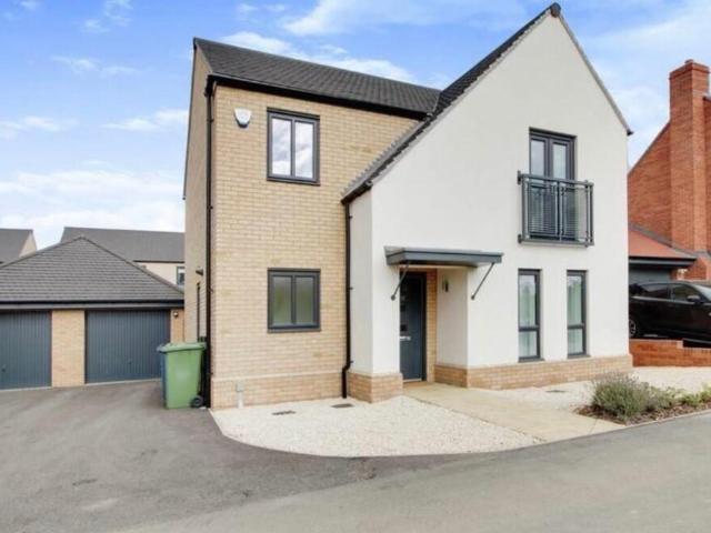 house for rent in Housden Close, PE19 0AF