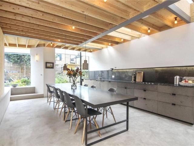 house for rent in Ingersoll Road, W12 7BE