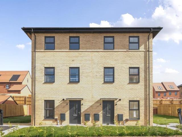 house for rent in Iris Crescent, LS14 6WY