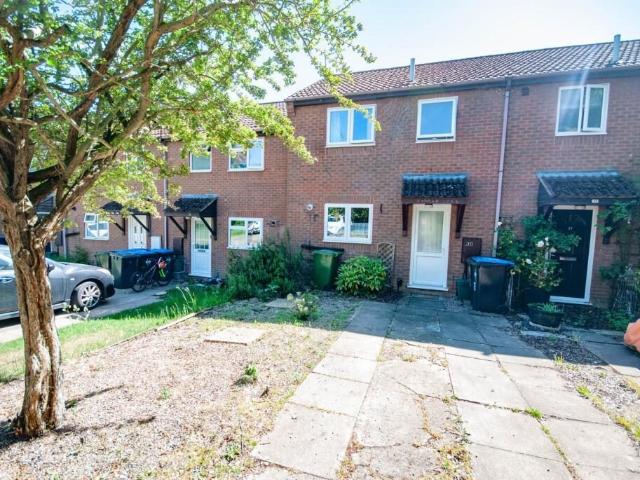house for rent in Junewood Close, CV21 1QR