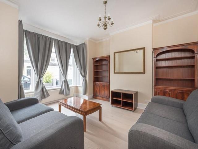 house for rent in Kay Road, SW9 9DF