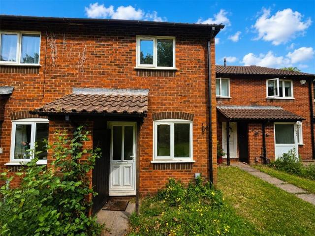 house for rent in Kenbury Drive, EX2 8GF