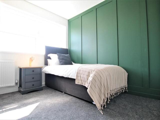 house for rent in Kenilworth Drive, DE7 4RW