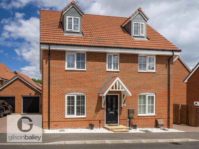 house for rent in Kingfisher Road, NR7 8GX