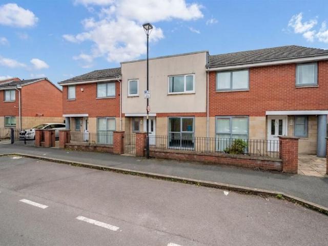 house for rent in Kylemore Way, M11 3LH