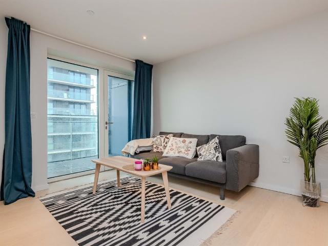 house for rent in Lantana Heights, Glasshouse Gardens, London