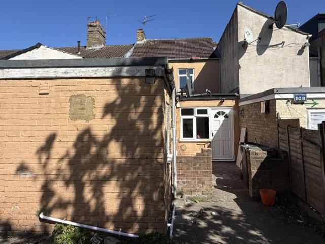 house for rent in Lansdowne Walk, Peterborough