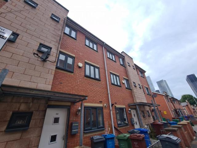 house for rent in Leaf Street, M15 5LE