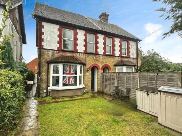 house for rent in London Road, SL3 8QR