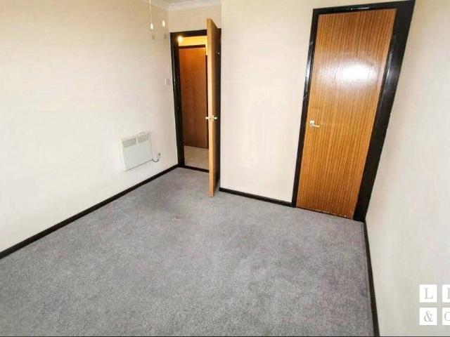 house for rent in Lower Bore Street, Richards Court, PL31