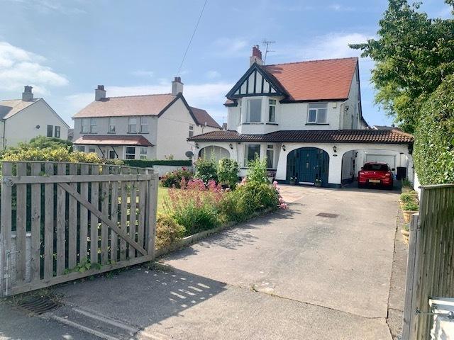house for rent in Llanrhos Road, Penrhyn Bay, LL30 3HT