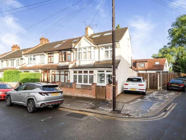house for rent in Lynwood Gardens, CR0 4QH