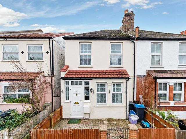 house for rent in Lyveden Road, London, London