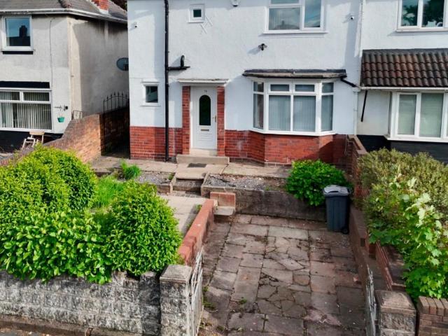 house for rent in Manor House Road, Darlaston Wednesbury