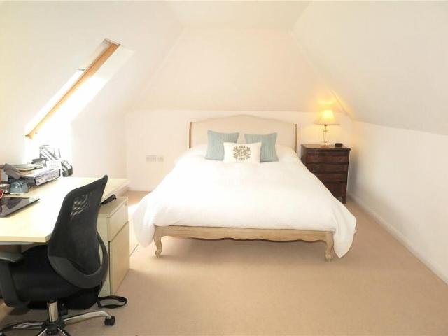 house for rent in Main Road, GU10 5HZ
