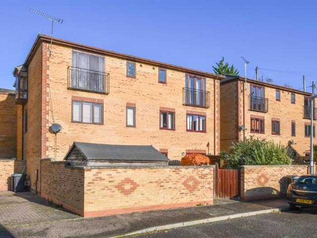 house for rent in Malting Lane, CB7 5RZ