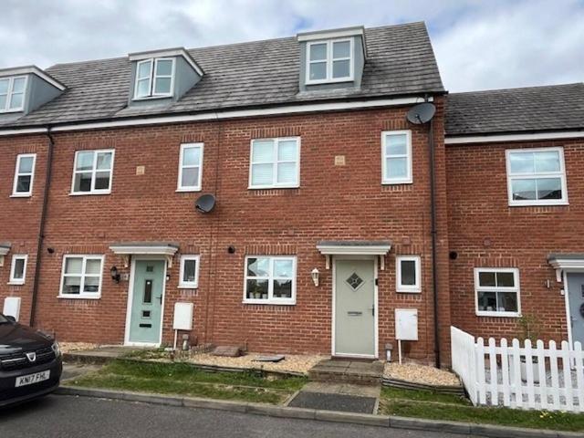 house for rent in Mallory Drive, PE7 3AF