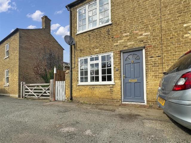 house for rent in Margett Street, CB24 8QY