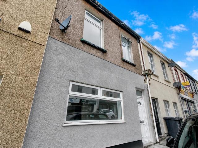 house for rent in Marine Street, NP23 7ST