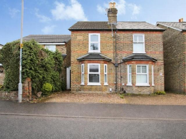 house for rent in Meadfield Road, SL3 8HR