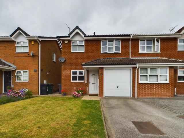 house for rent in Meadow Nook, Boulton Moor, Derby, DE24 5AG