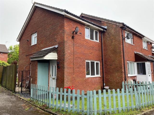 house for rent in Meadowcroft, Barry, CF62 3FQ