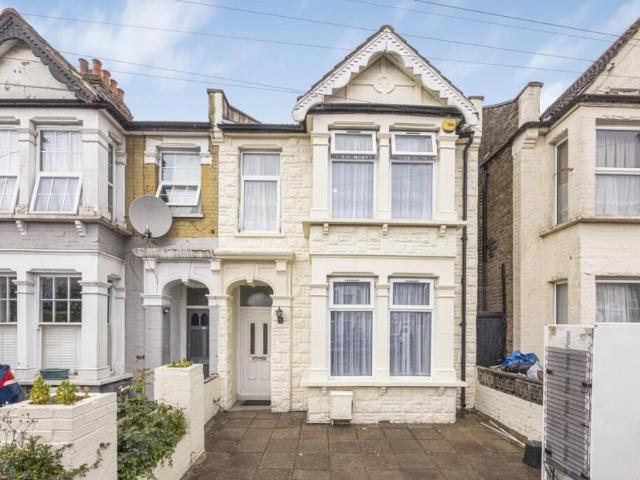house for rent in Melville Road, E17 6QT