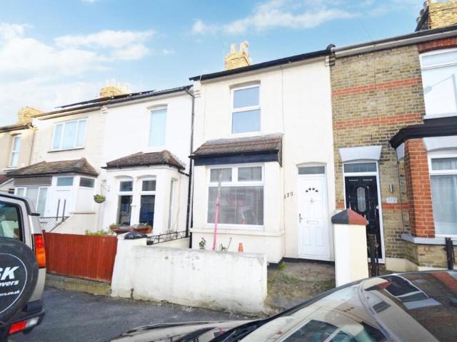 house for rent in Milton Road, ME7 5LR