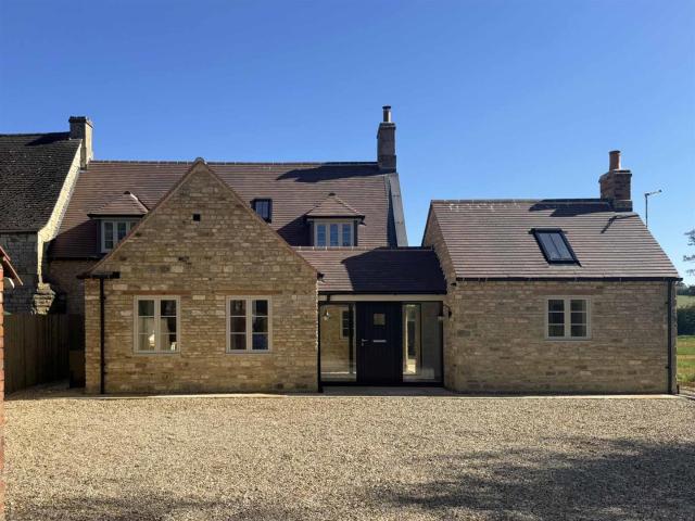 house for rent in Mill Lane, Empingham