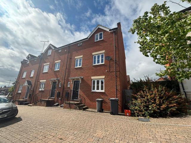 house for rent in Millgrove, Swindon, Swindon