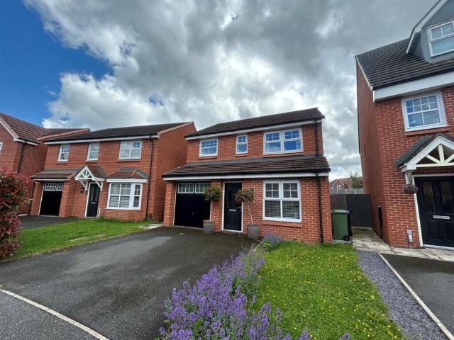 house for rent in Morgan Road, CW11 3EQ