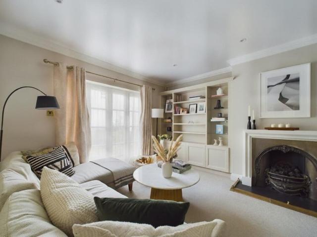 house for rent in Nashdom Lane, SL1 8NJ